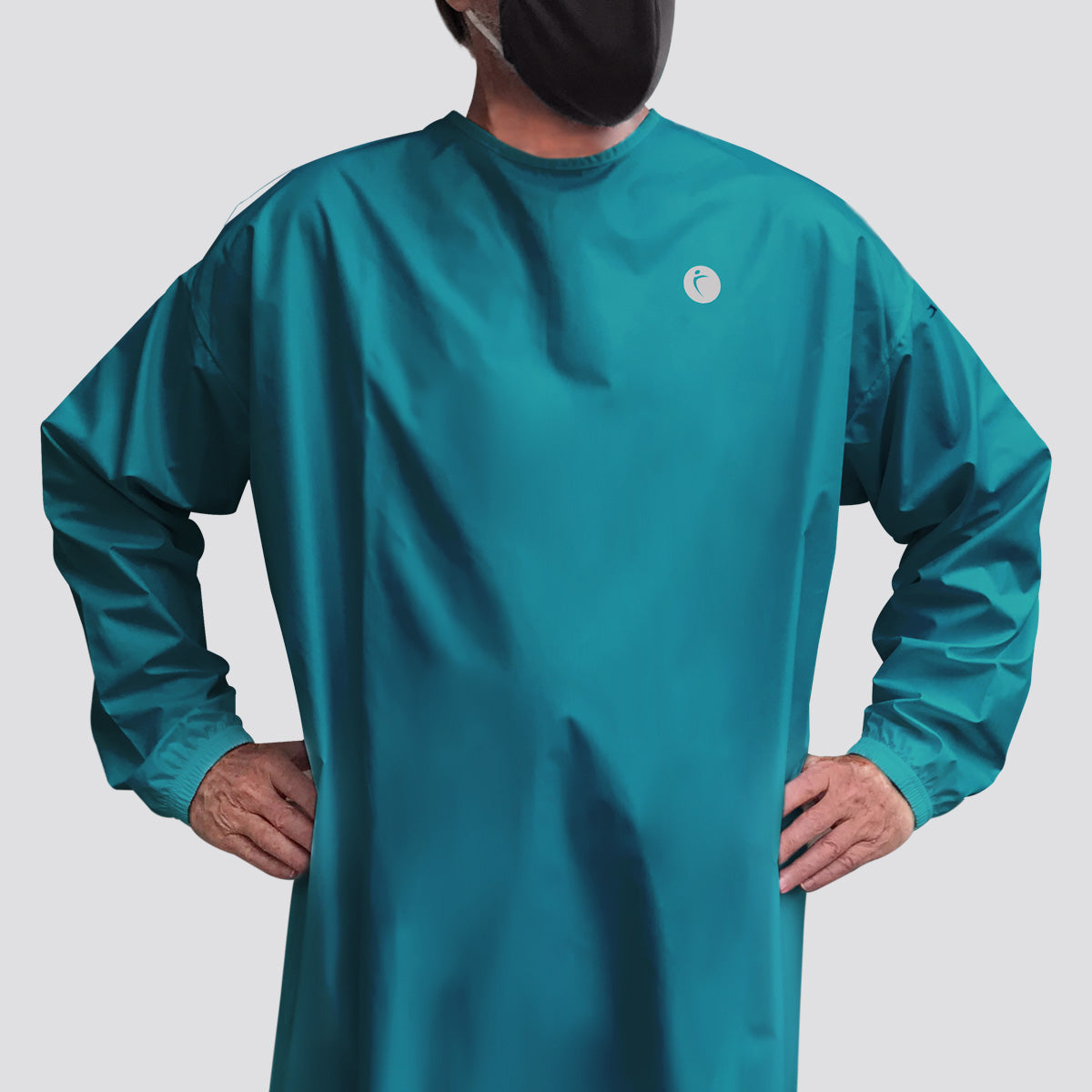 AAMI Level 3 Velcro Standard Reusable Surgical Gown – La Forma Med